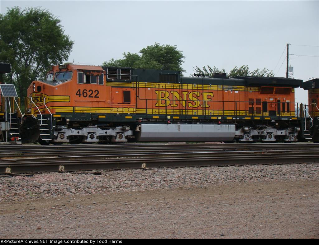 BNSF 4622